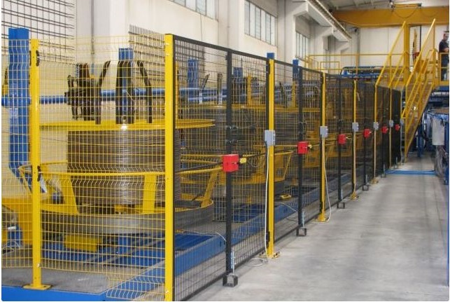 Cloison de protection machine grillagée | Enceinte de sécurité robot